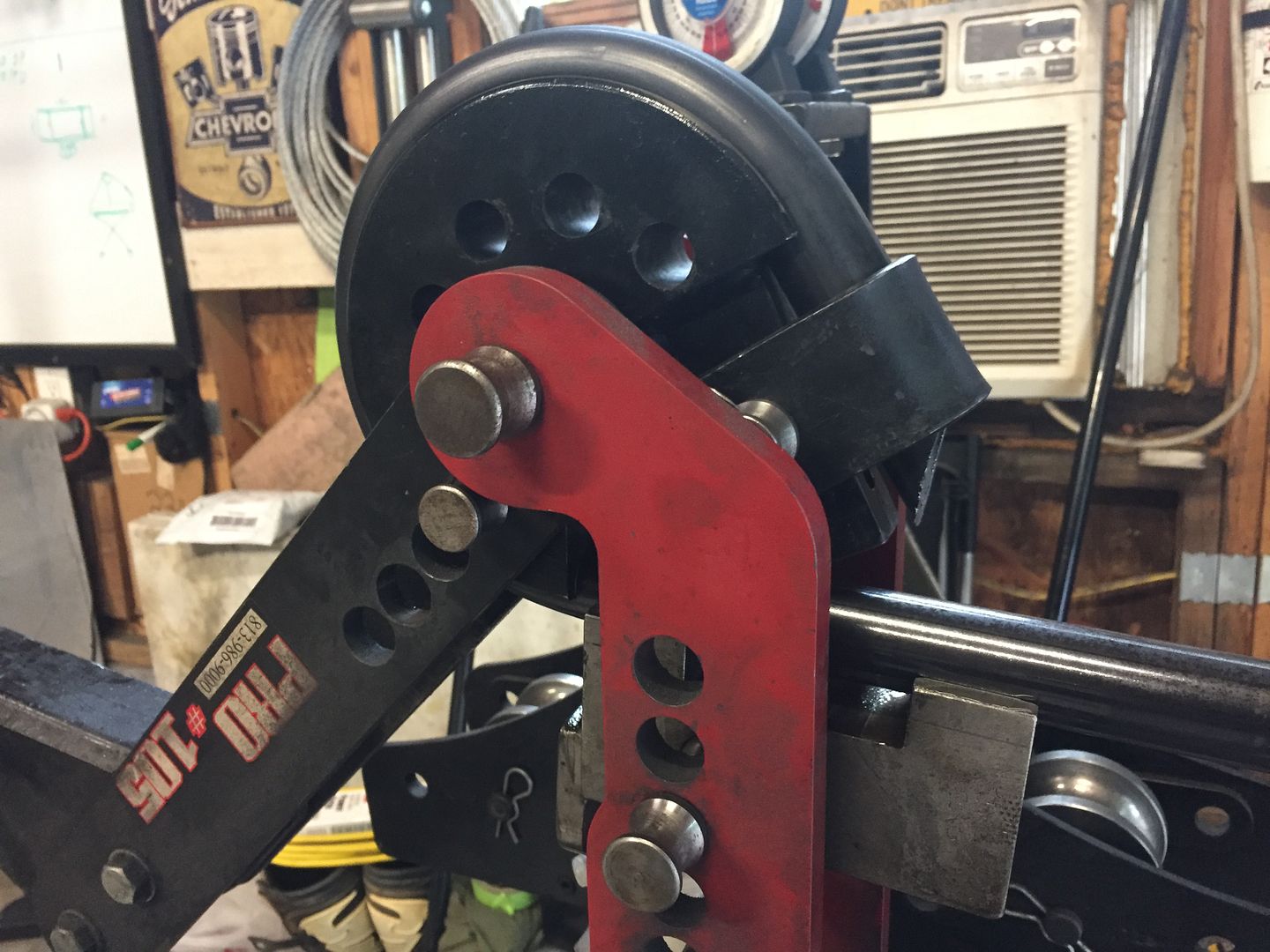 Fab and differential table; small shop, big dreams | Pirate 4x4